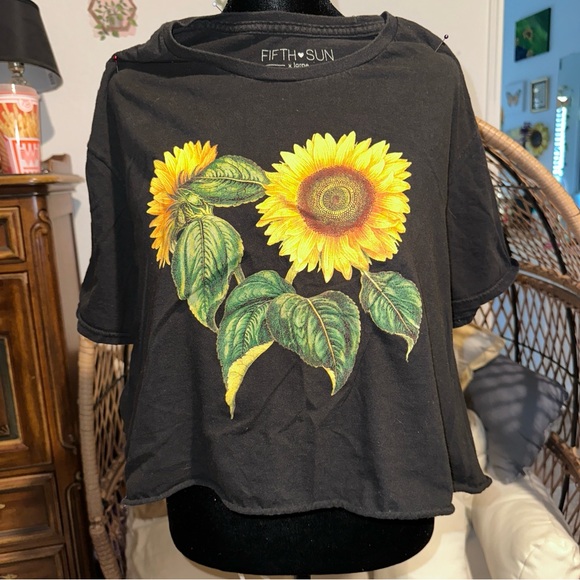 Fifth Sun | Tops | Fifth Sun Black Tee With Sunflower Design | Poshmark